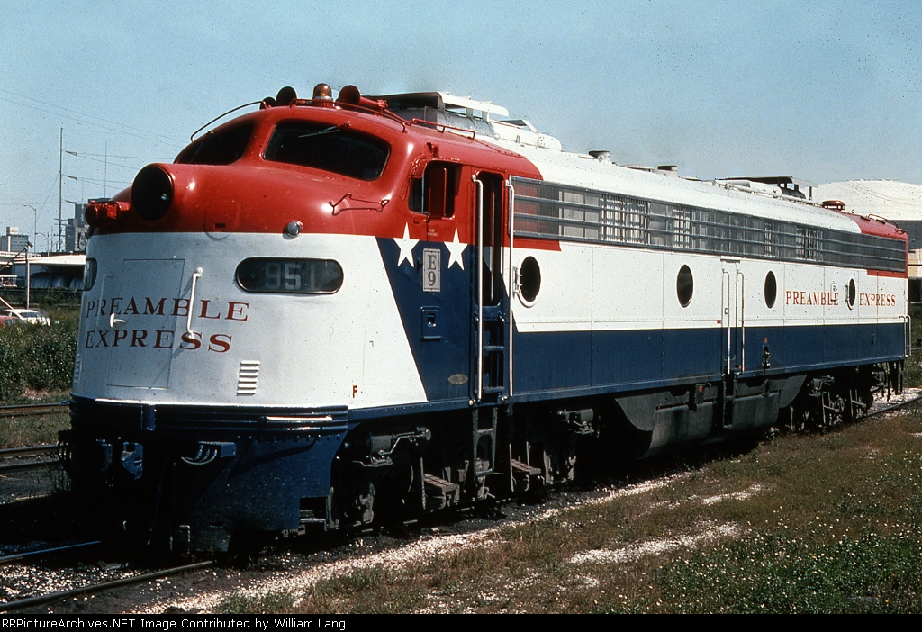 UP 951 Bicentennial Preamble Express